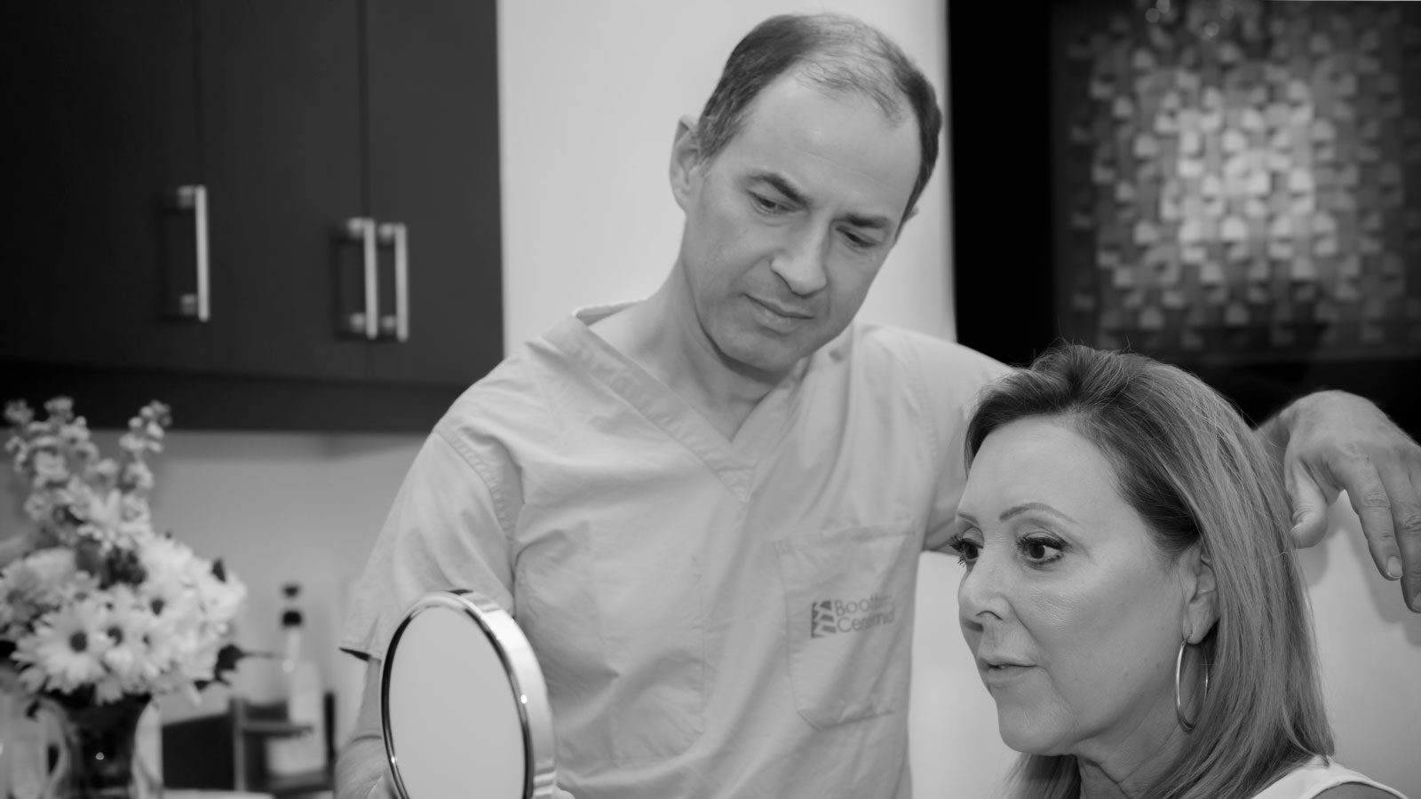 Plastic Surgeon Toronto | Dr. Alexander Golger | Avenue Plastic Surgery